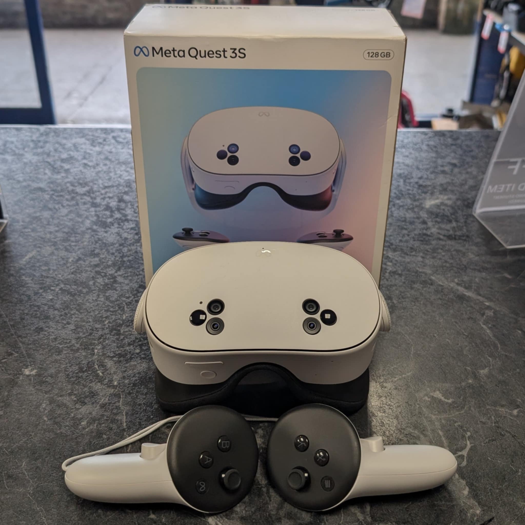 Used Meta Quest 3S - 128GB All-In-One Mixed Reality Headset - Own4Less